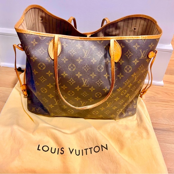 Louis Vuitton | Bags | Louis Vuitton Oversize Tote Love This Bag And ...